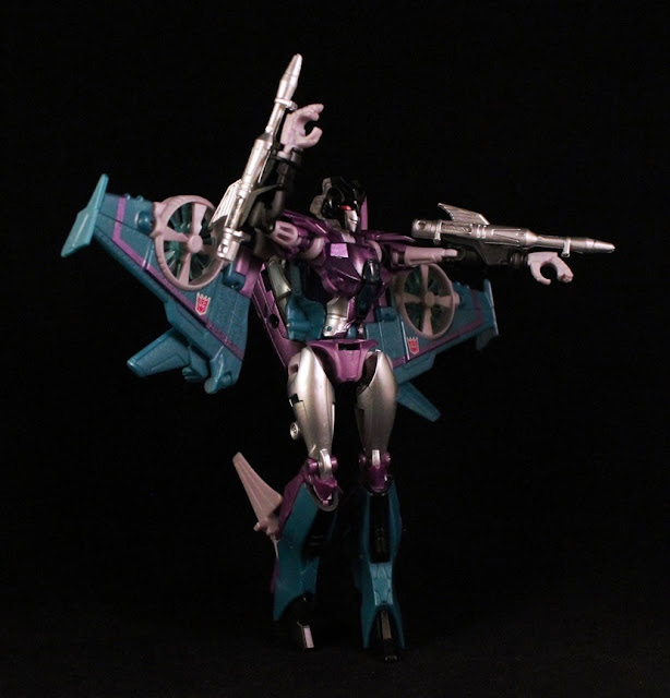 She's Fantastic: Transformers Legends - SLIPSTREAM!