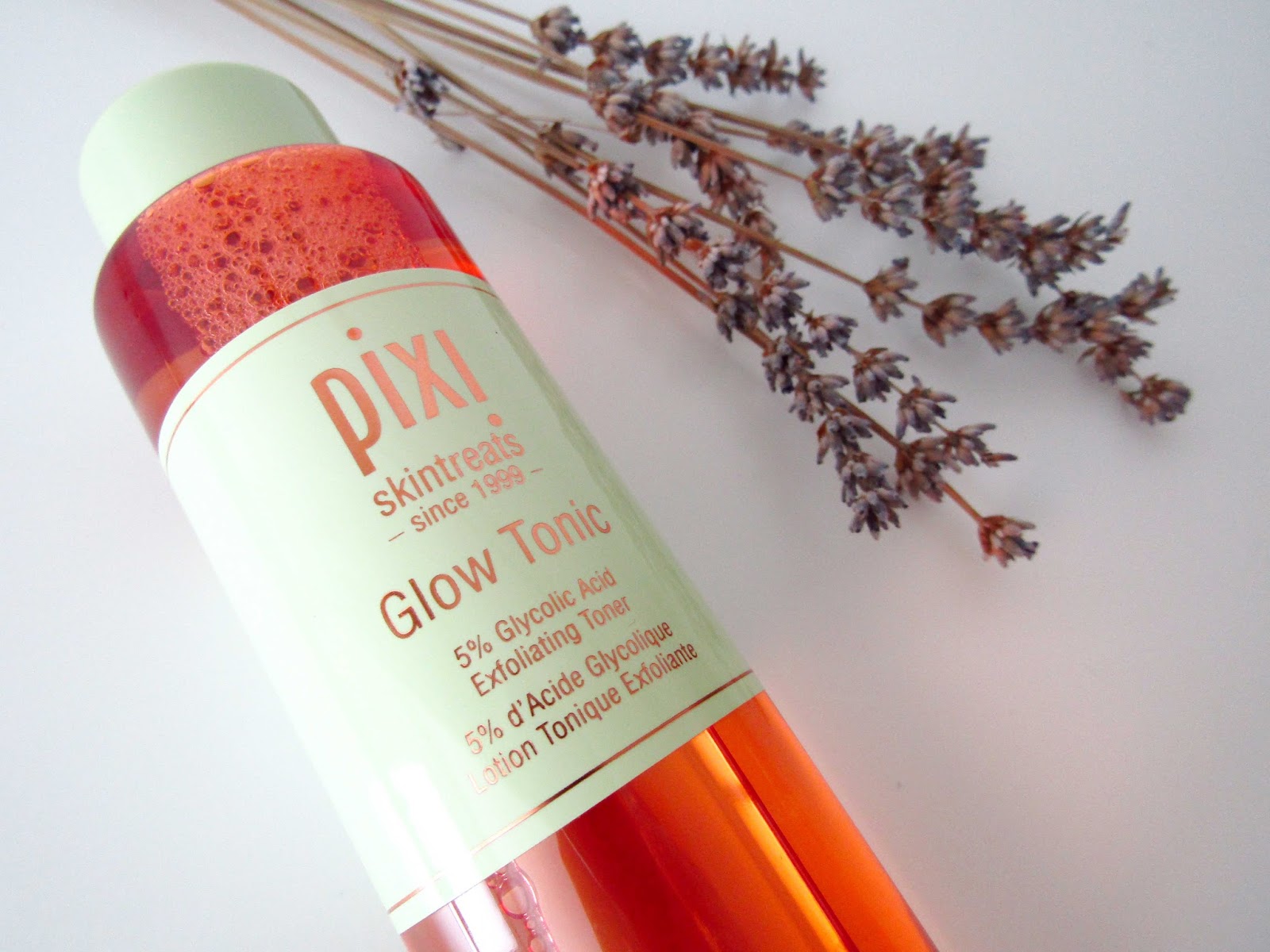 REVIEW: Pixi Glow Tonic - Aishettina