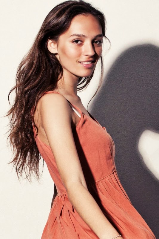 Lauren(eMg Models) : New Face | About A Girl...