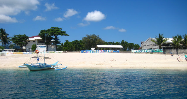 CALAYAN ISLAND: BEACHES OF CALAYAN ISLAND