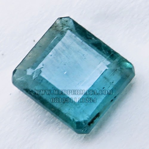 Merah Batu Permata: Batu Zamrud Emerald Beryl