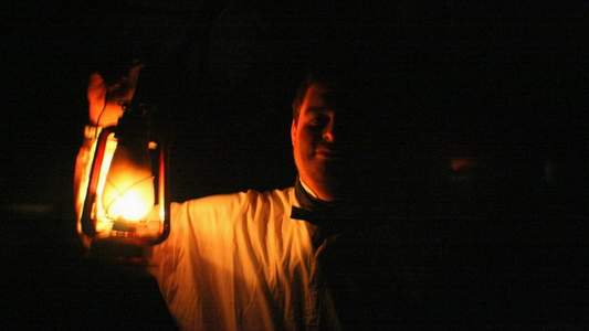 SEORANG BUTA DENGAN LAMPUNYA | Firman-Mu Pelita Bagi Kakiku dan Terang ...