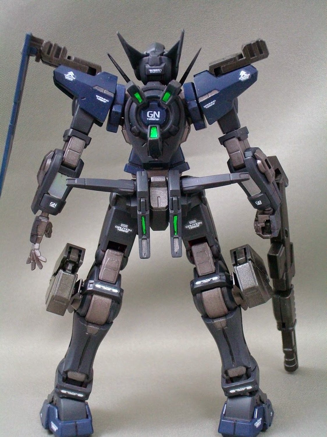 Custom Build: HG 1/144 Gundam Astraea "Night Covert Specification"