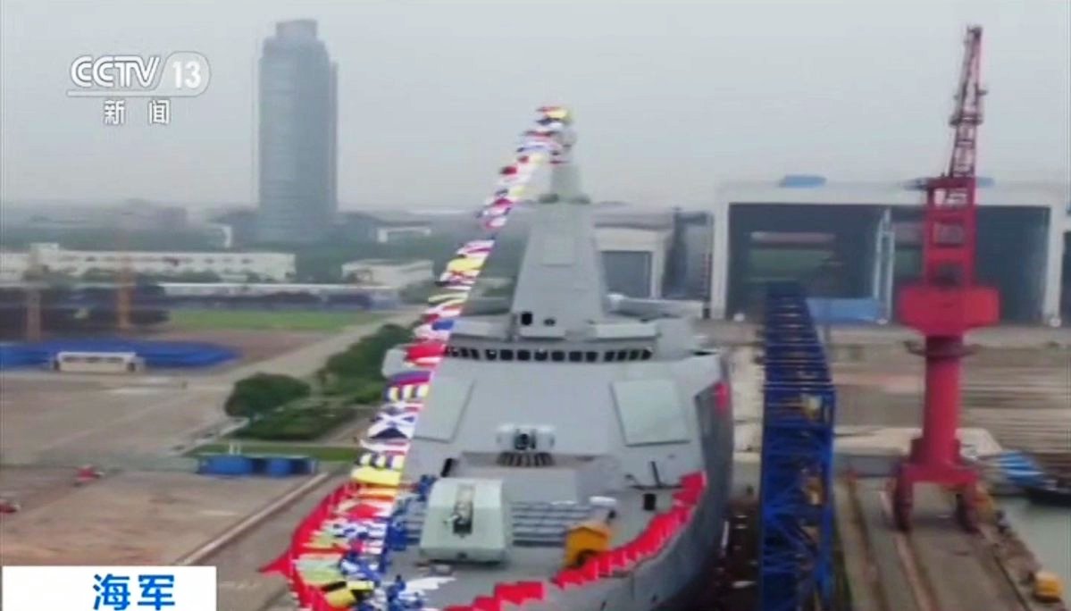 China's Most Powerfull Warship Type 055 Class Guided Missile Destroyer ...