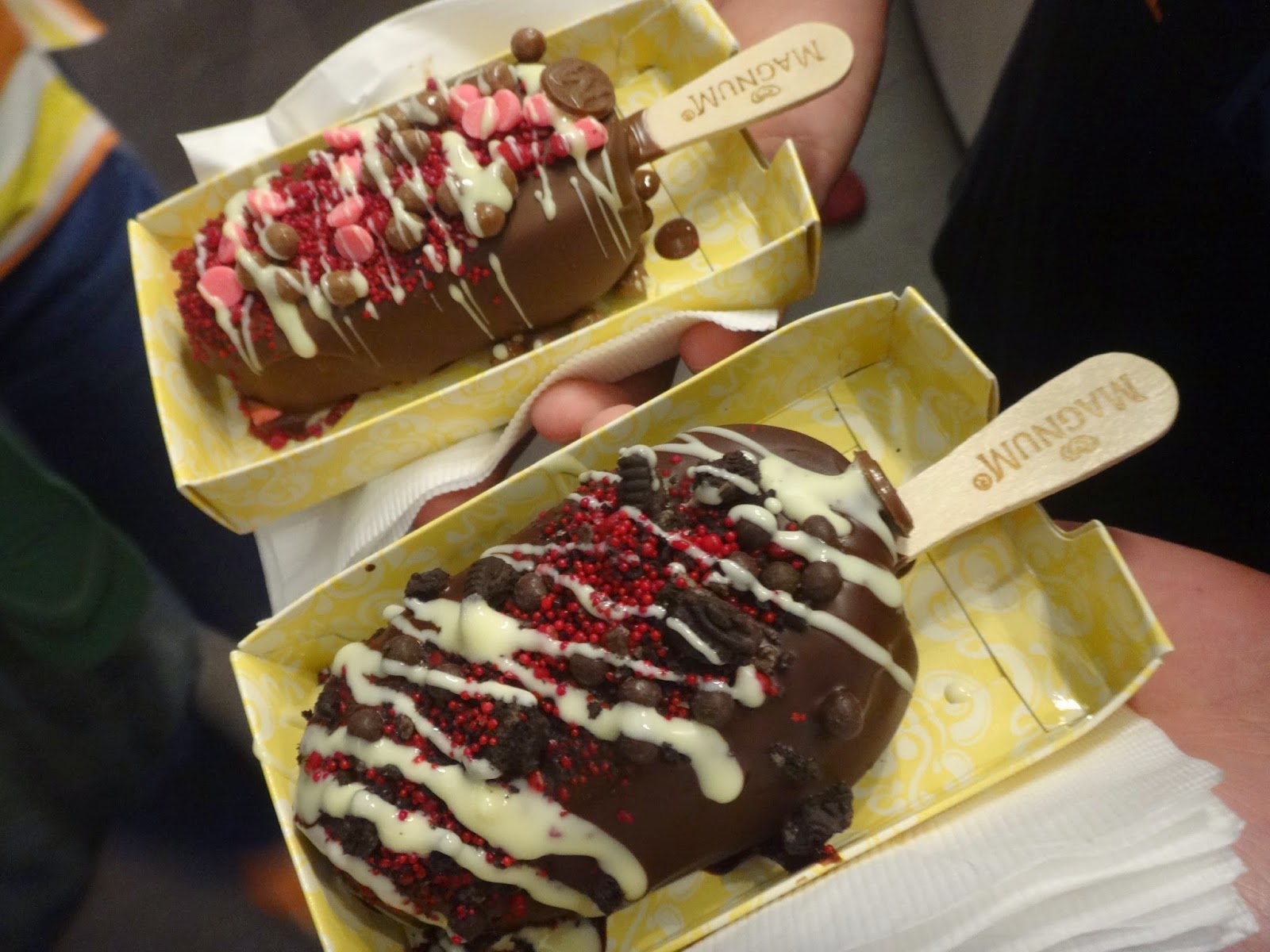 Definitely Deuxe: Magnum Manila - Ice Cream Parlour