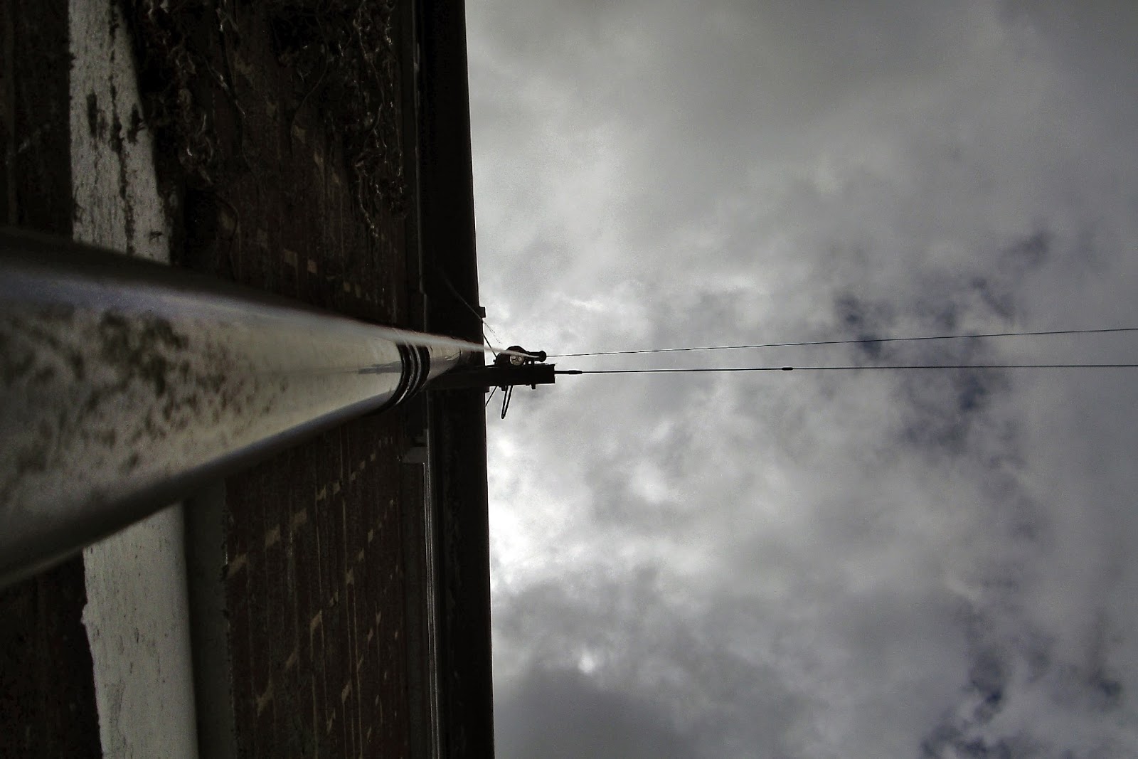 M0ZQR: Building an inverted “L” antenna