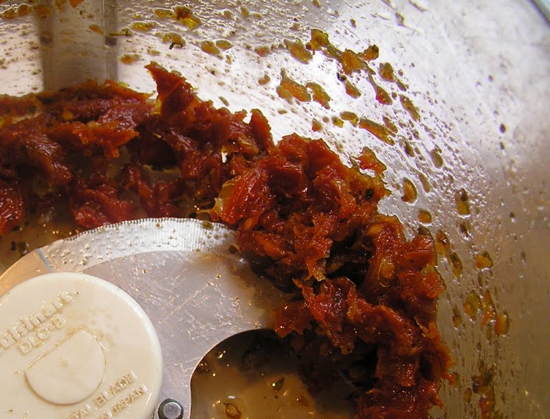 Sundried Tomato Basil Pesto Canapes - Easy