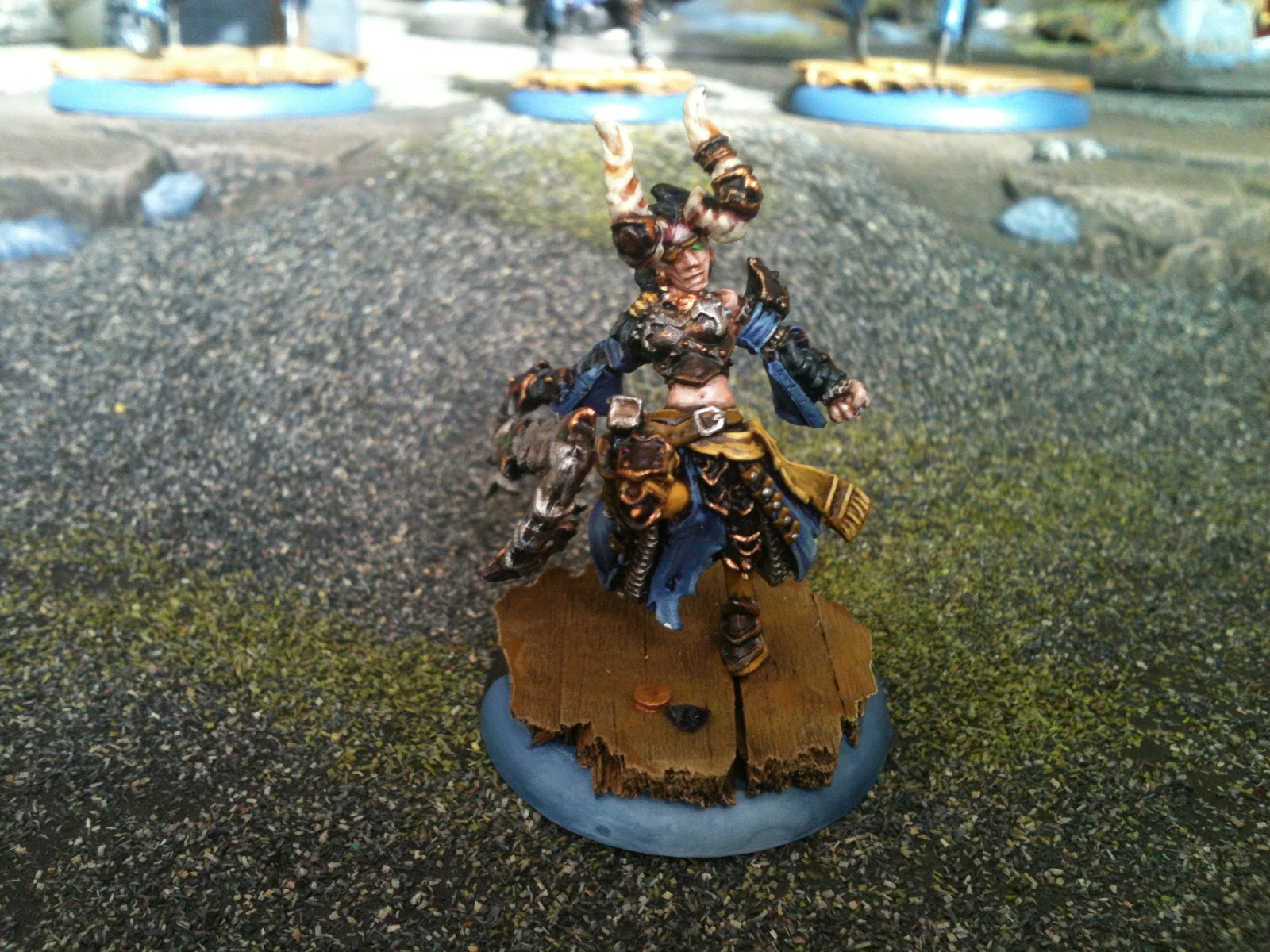 Playing Warmachine : 35 point Pirate Queen Skarre List