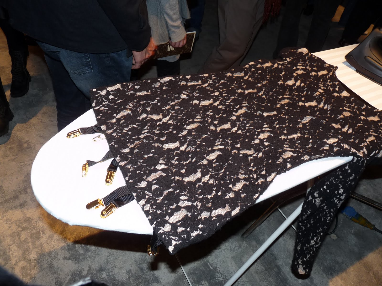 Andreea Badala. Murmur fw 11/12 @ Pasarela | Feather In A Shoe