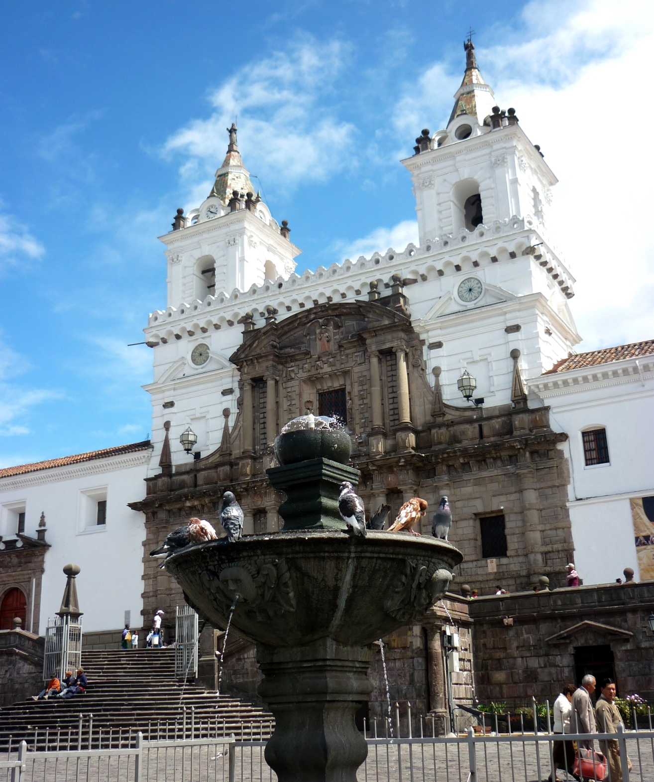 Ecuador. A voyage to Ecuador, South America - Quito, Guayaquil, Cuenca ...