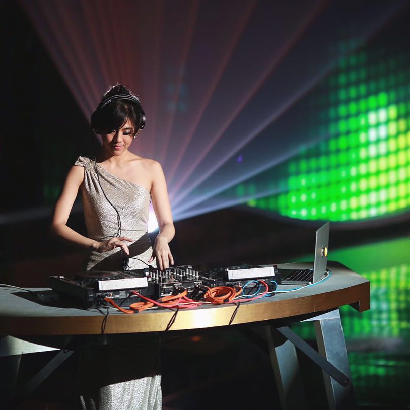 Biodata Artis: Profil dan Biodata DJ Una Lengkap Dengan Agama, Foto ...