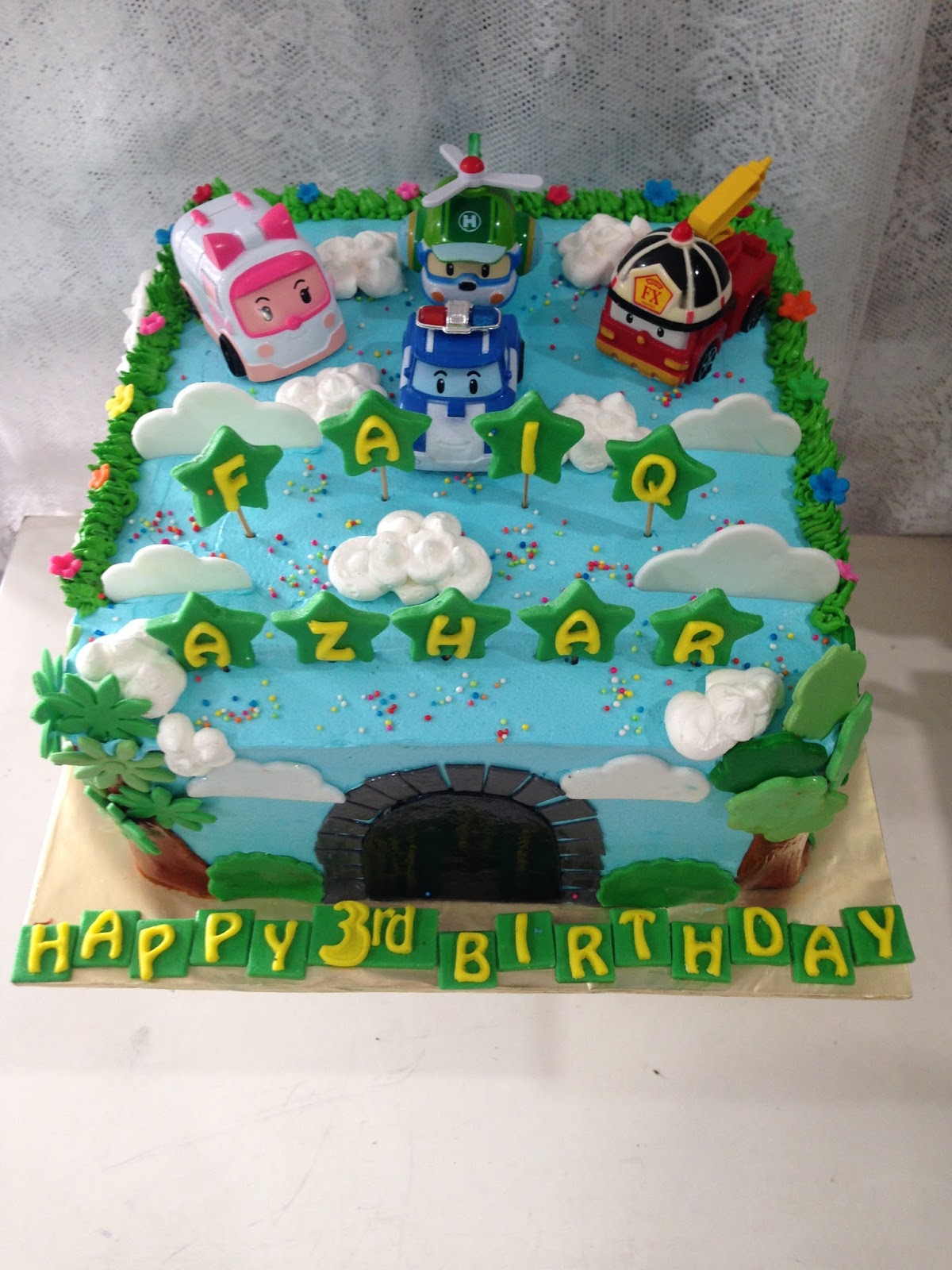 ninie cakes house: Robocar Poli Birthday Cakes Theme