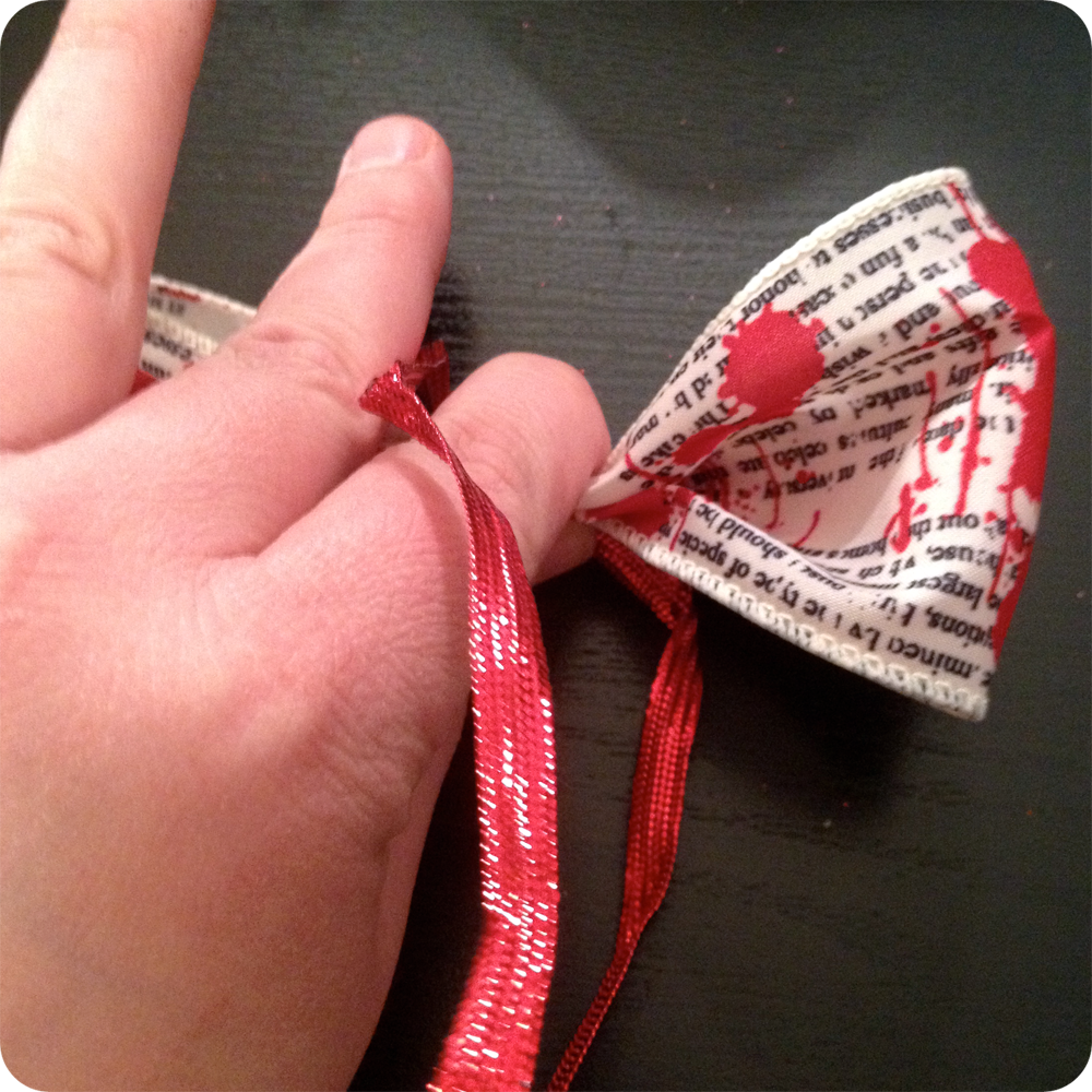 Tutorial: DIY Hair Bow ~ DIY Craft Riot