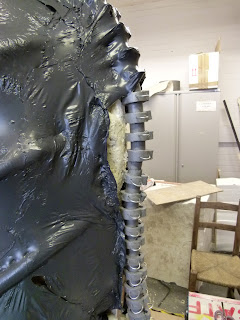 Robyn.J.Wilson: Alien throne: Spine