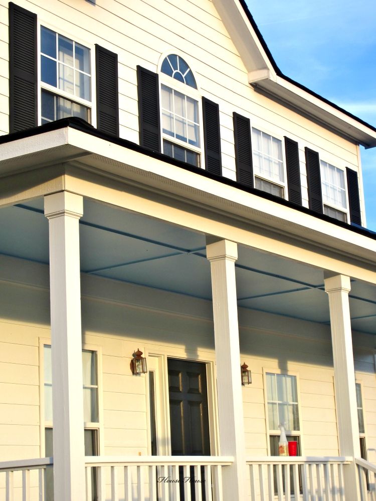 Hibiscus House: Hibiscus House Has A Haint Blue Porch Ceiling!