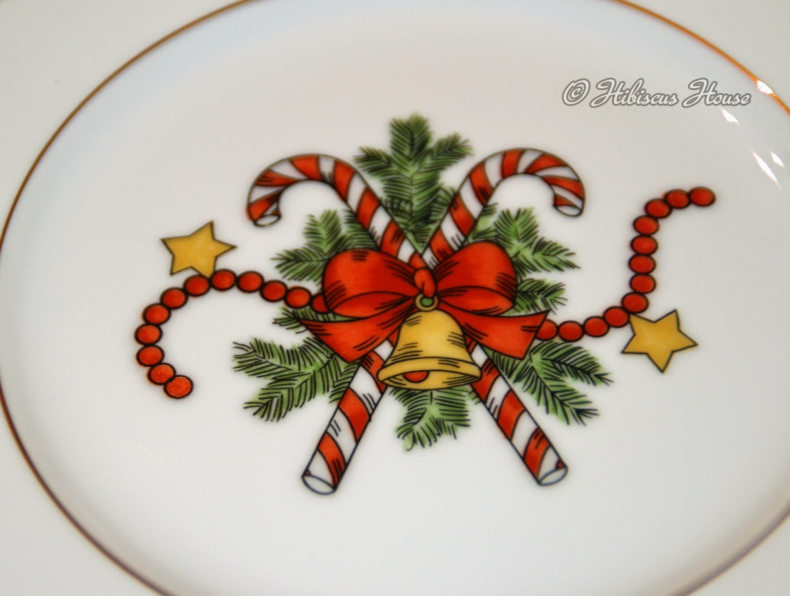 Hibiscus House: Fitz and Floyd St Nicholas China