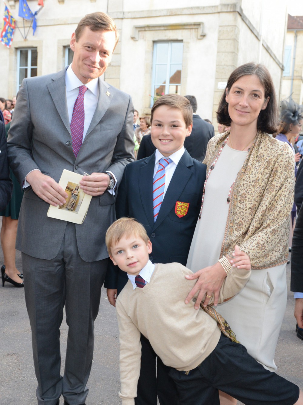 Queen Mathilde: Family: Charles-Henri at a wedding