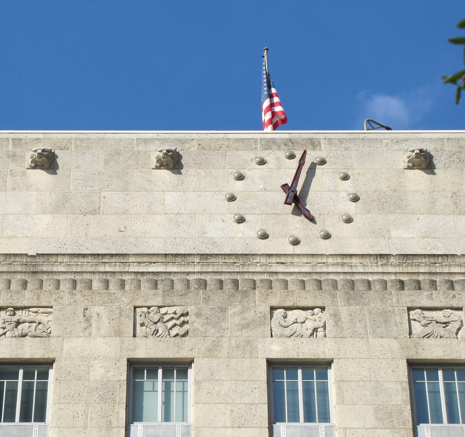 Houston in Pics: Vintage Clocks and Clocktowers around Town