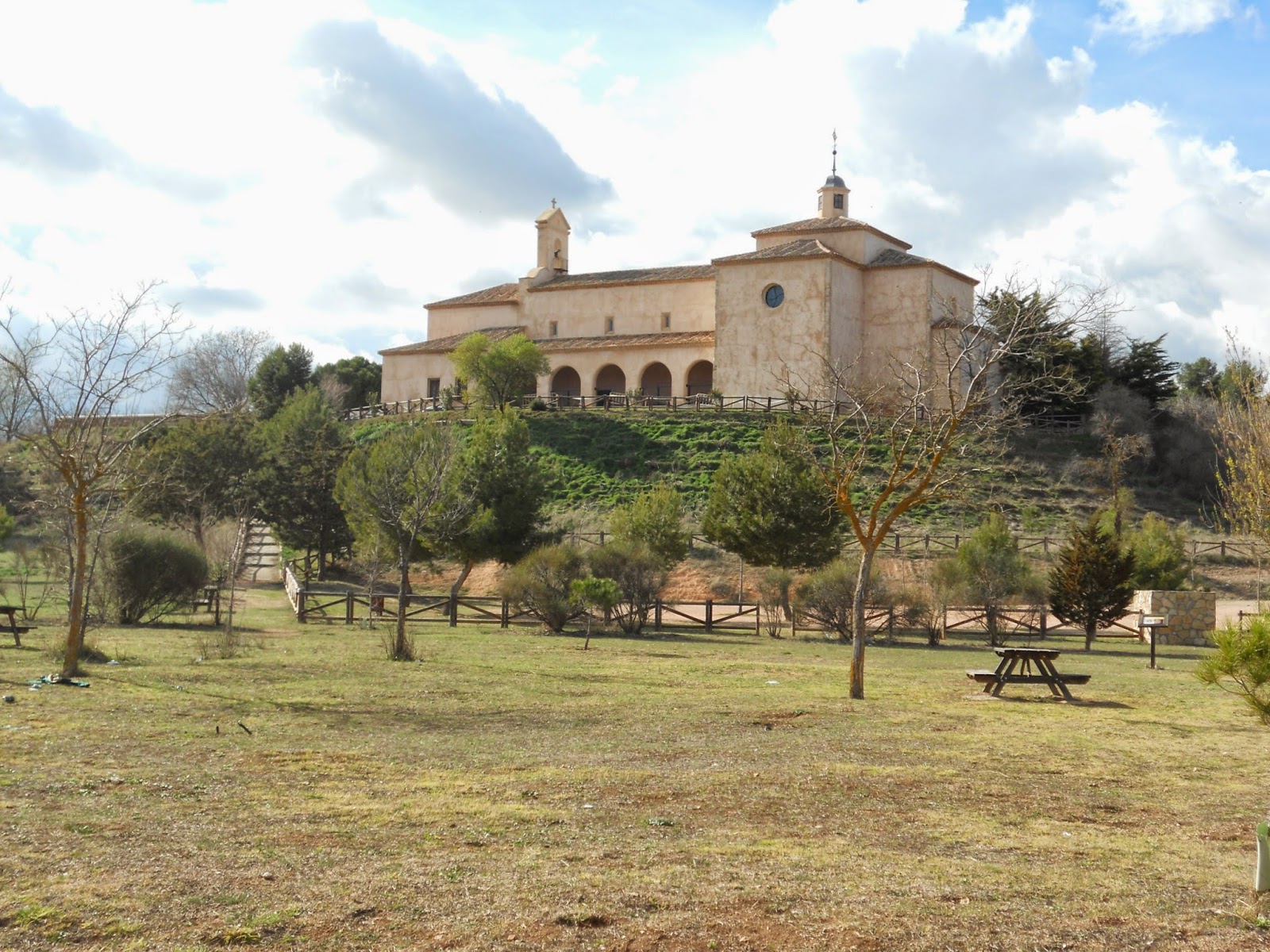 Historia y Genealogía: Santurario de Nuestra Señora de Riansares ...