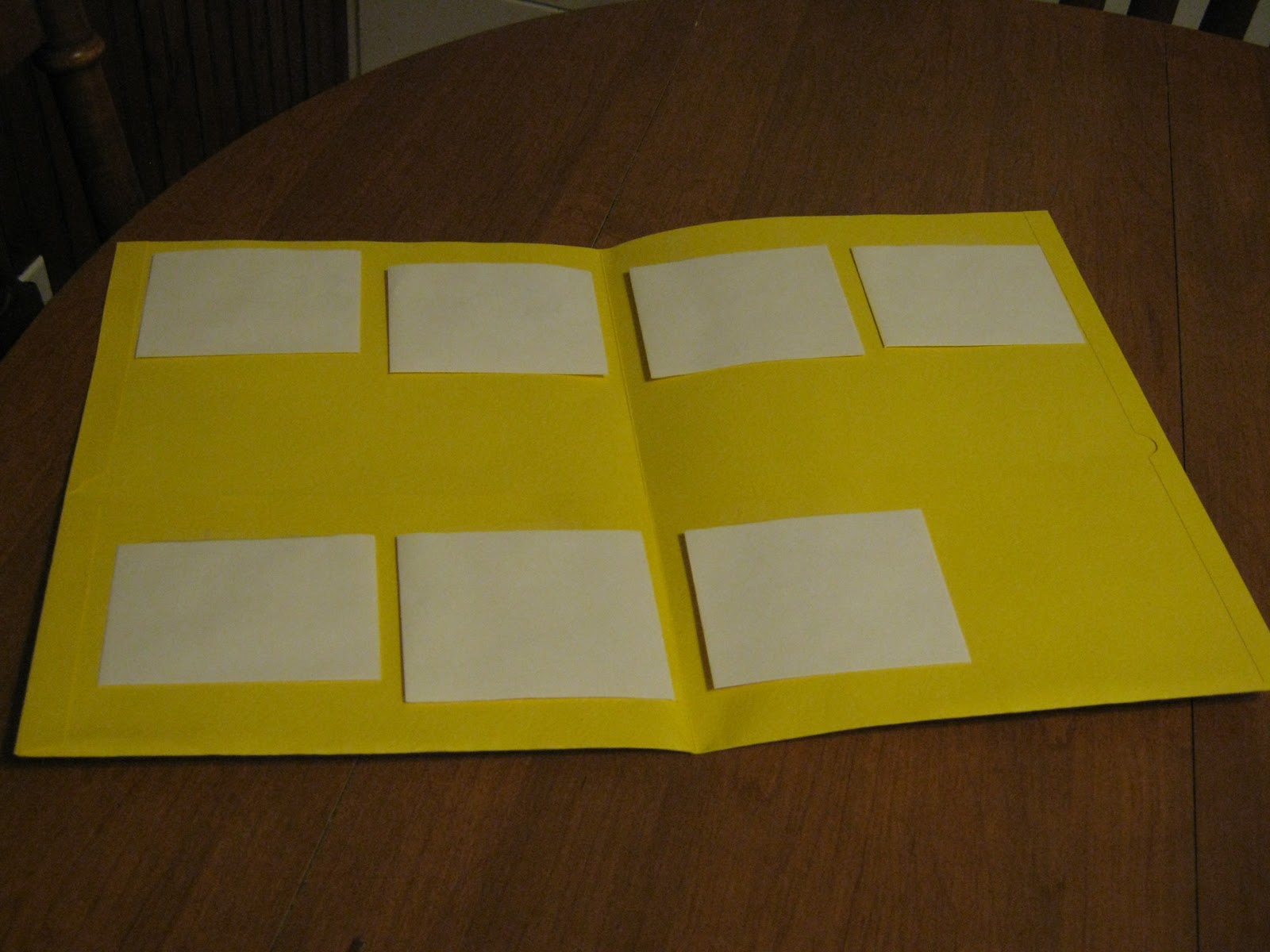 The 2nd Grade Chick: How to make flashcard folders