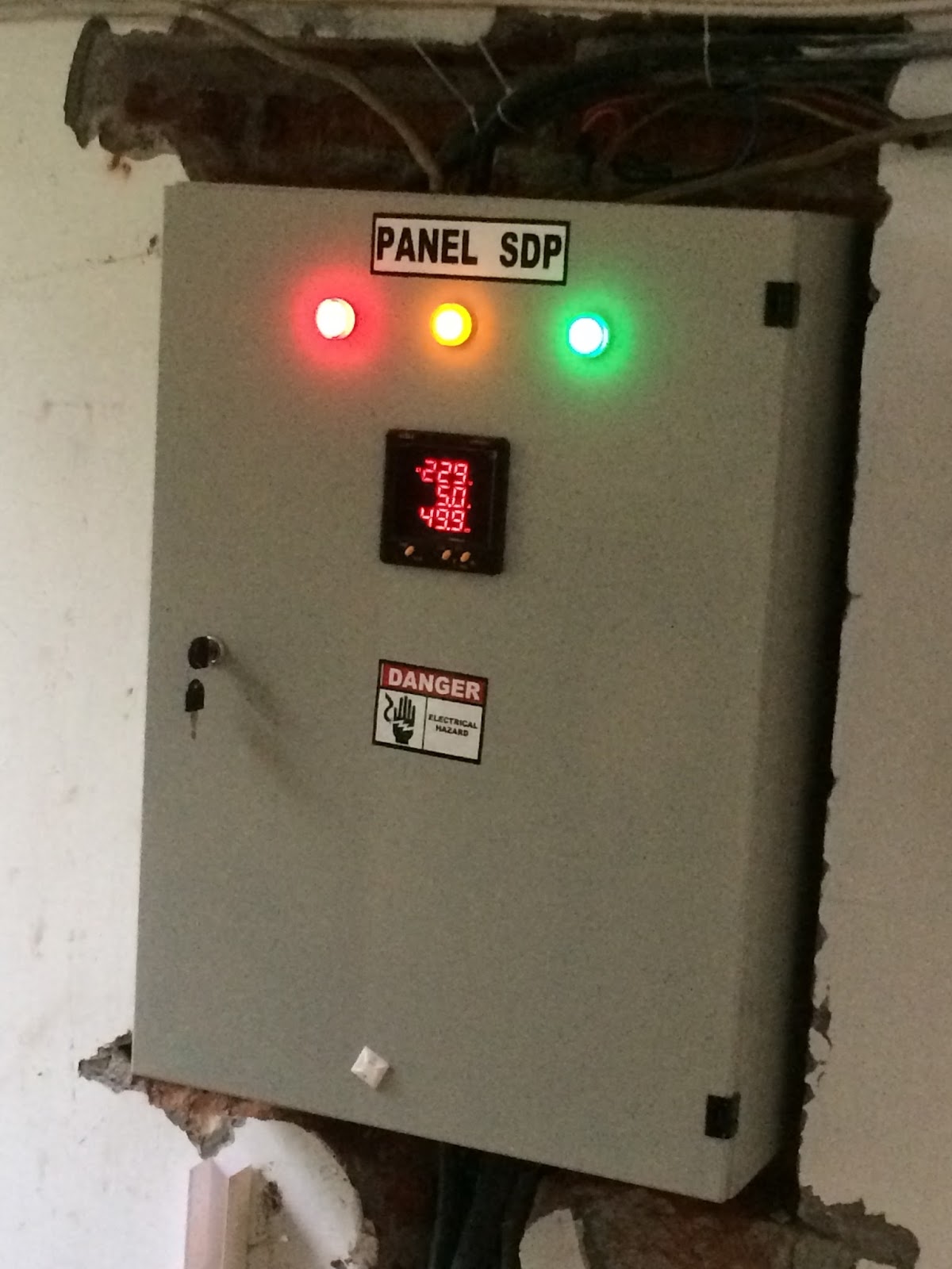 hargajualpanellistrik: Pekerjaan Instalasi Panel SDP