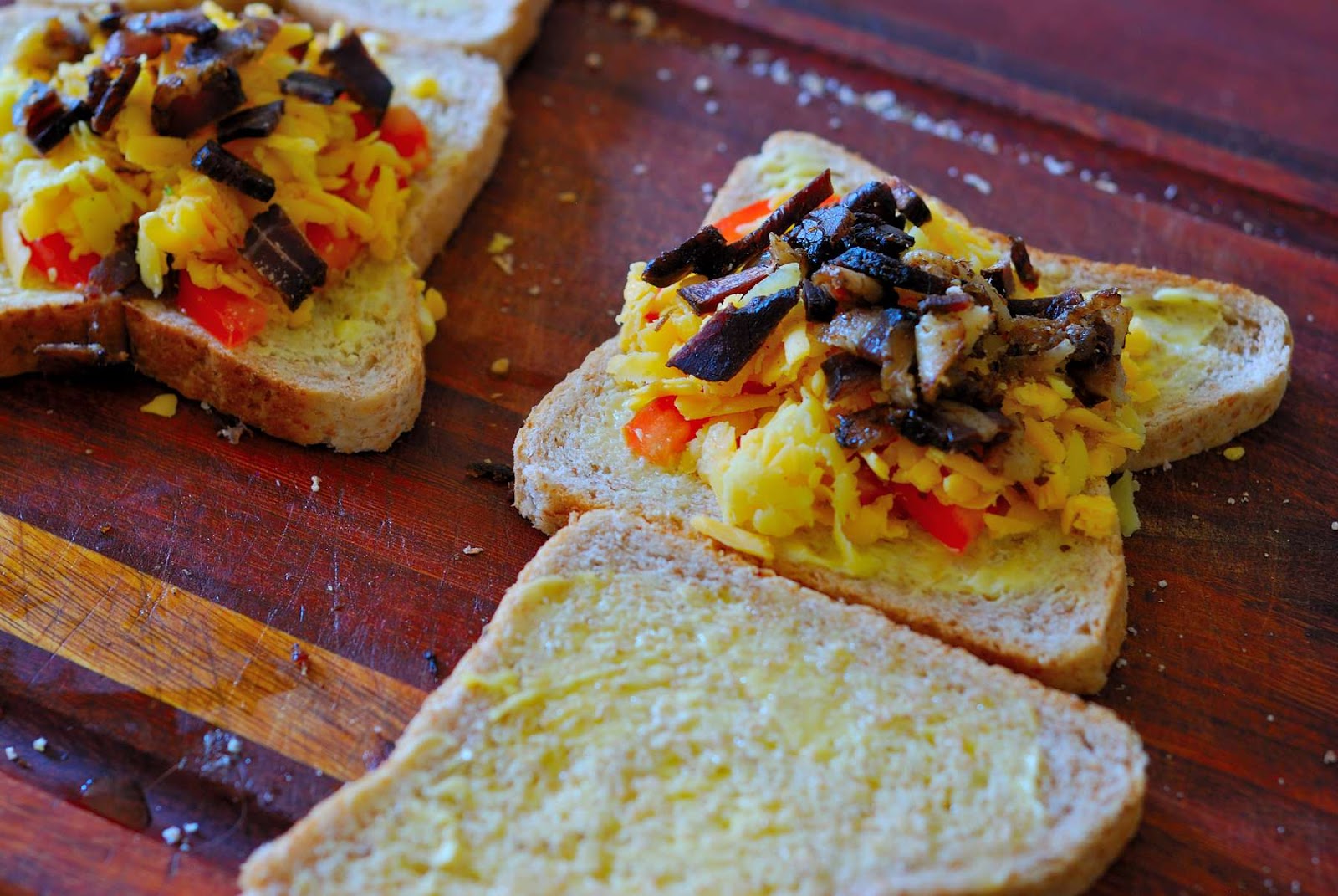 Ziets' Ramblings: Eat a Piece of History: Jaffles