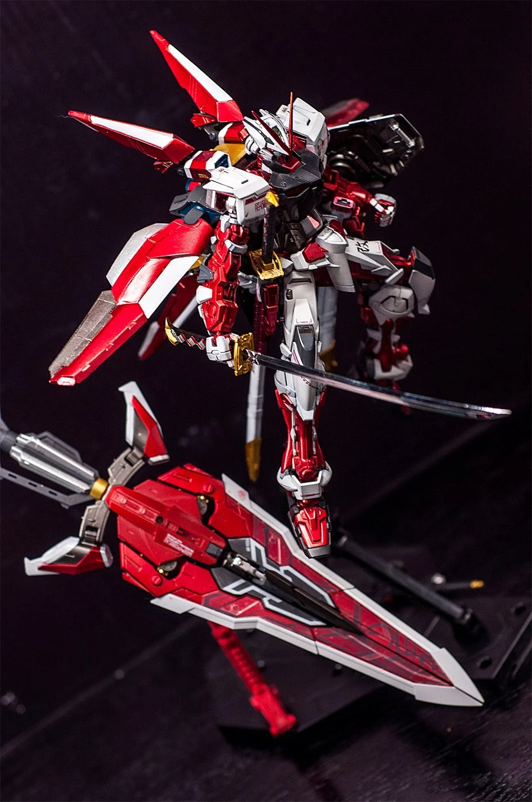 Custom Build MG 1/100 Gundam Astray Team