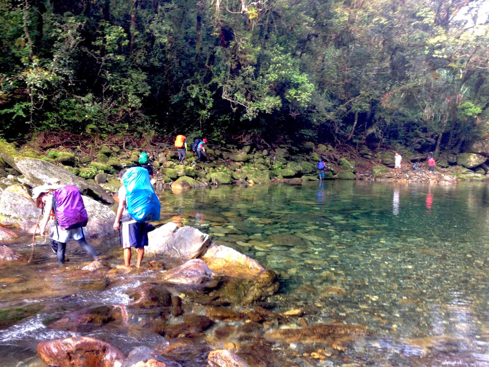 Travel Life: Mt. Halcon