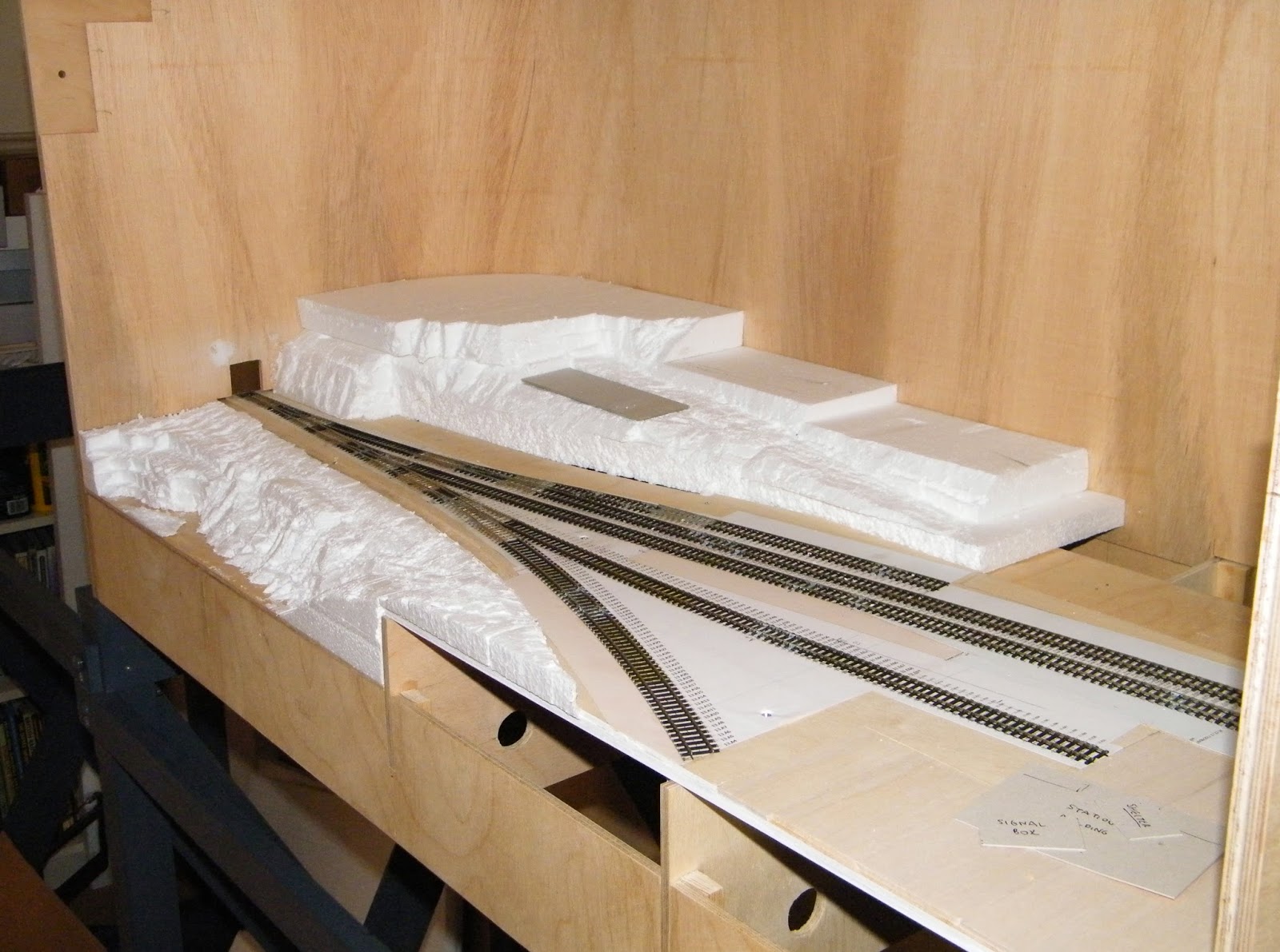 Anthony Yeates' 2mm Blog: Quick photo update