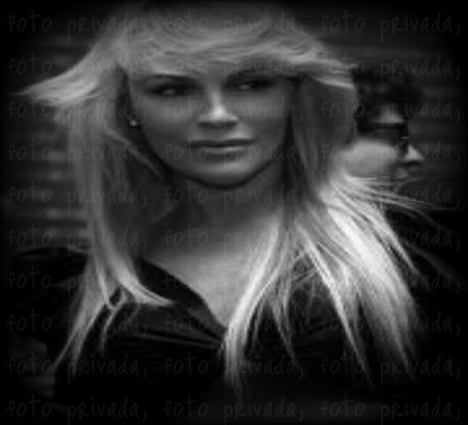 SENTIMIENTO DE SOLEDAD: Mi hermosa amiga Estela Mora