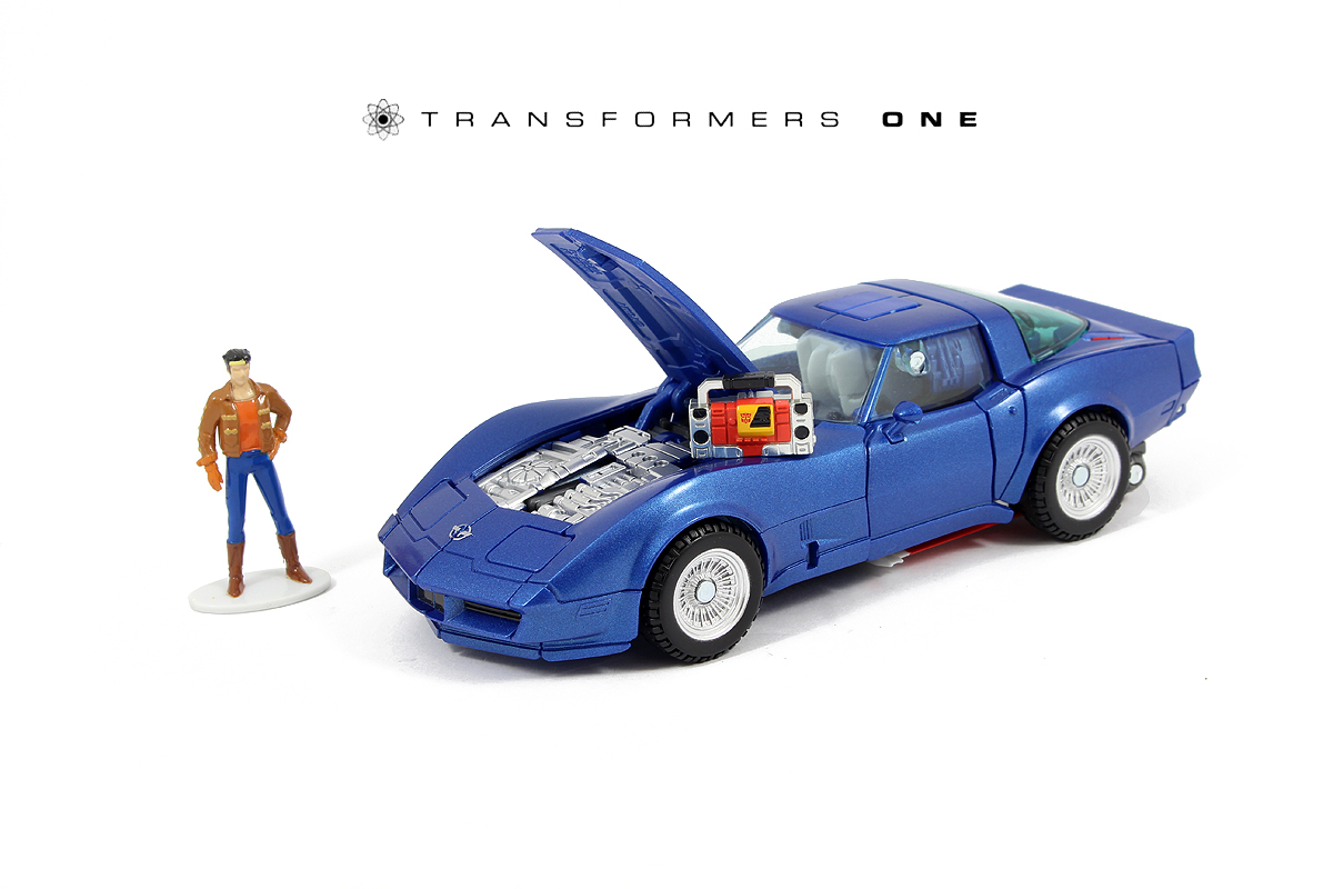 Transformers Square One: Masterpiece MP-25 Tracks - Full Gallery