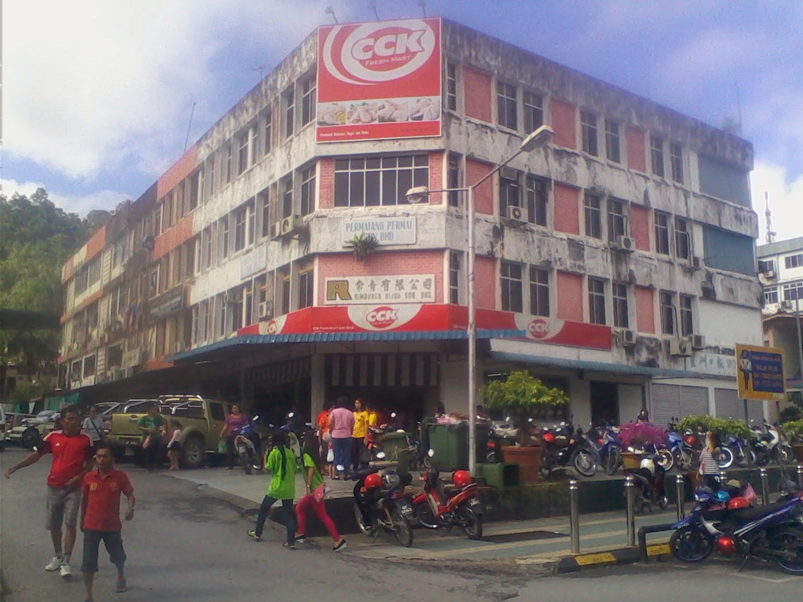 Yaya Hanani: Pasar Kapit