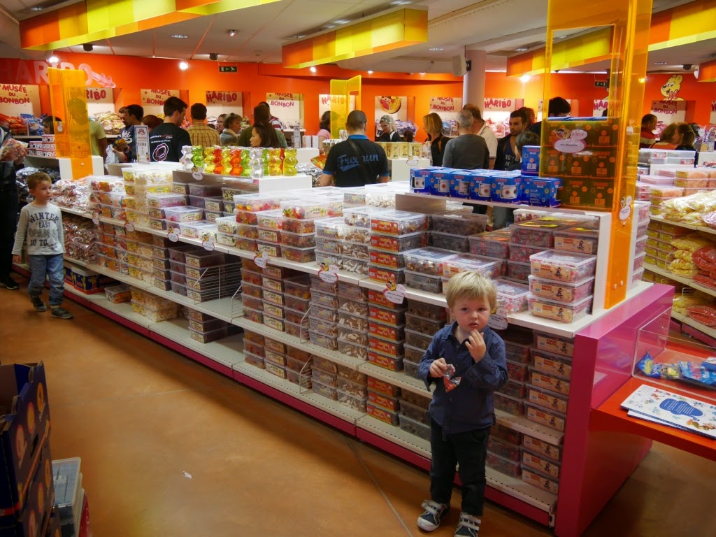 Groovy Grace in Fabulous France