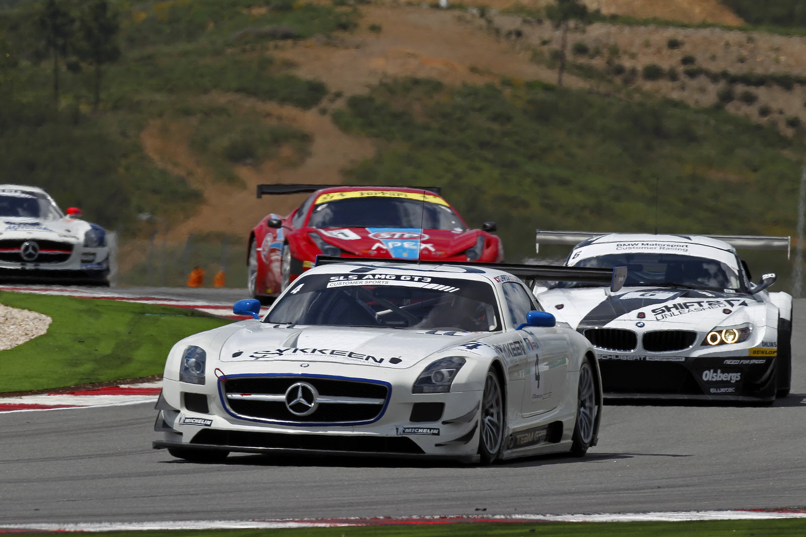 2011 FIA GT3 European : BMW and Audi win season opener at Algarve