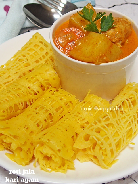Roti Jala Kari Ayam (lagi) - Monic's Simply Kitchen
