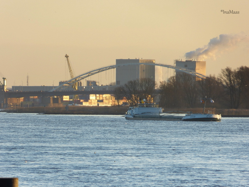 Rivier de Merwede Boven Hardinxveld