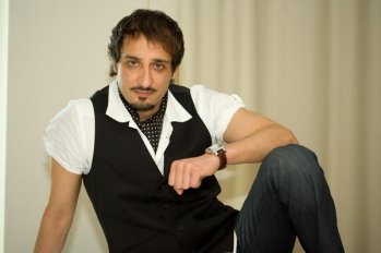 Obaid Juenda Afghan music singer wallpaper | Afghan Showbiz