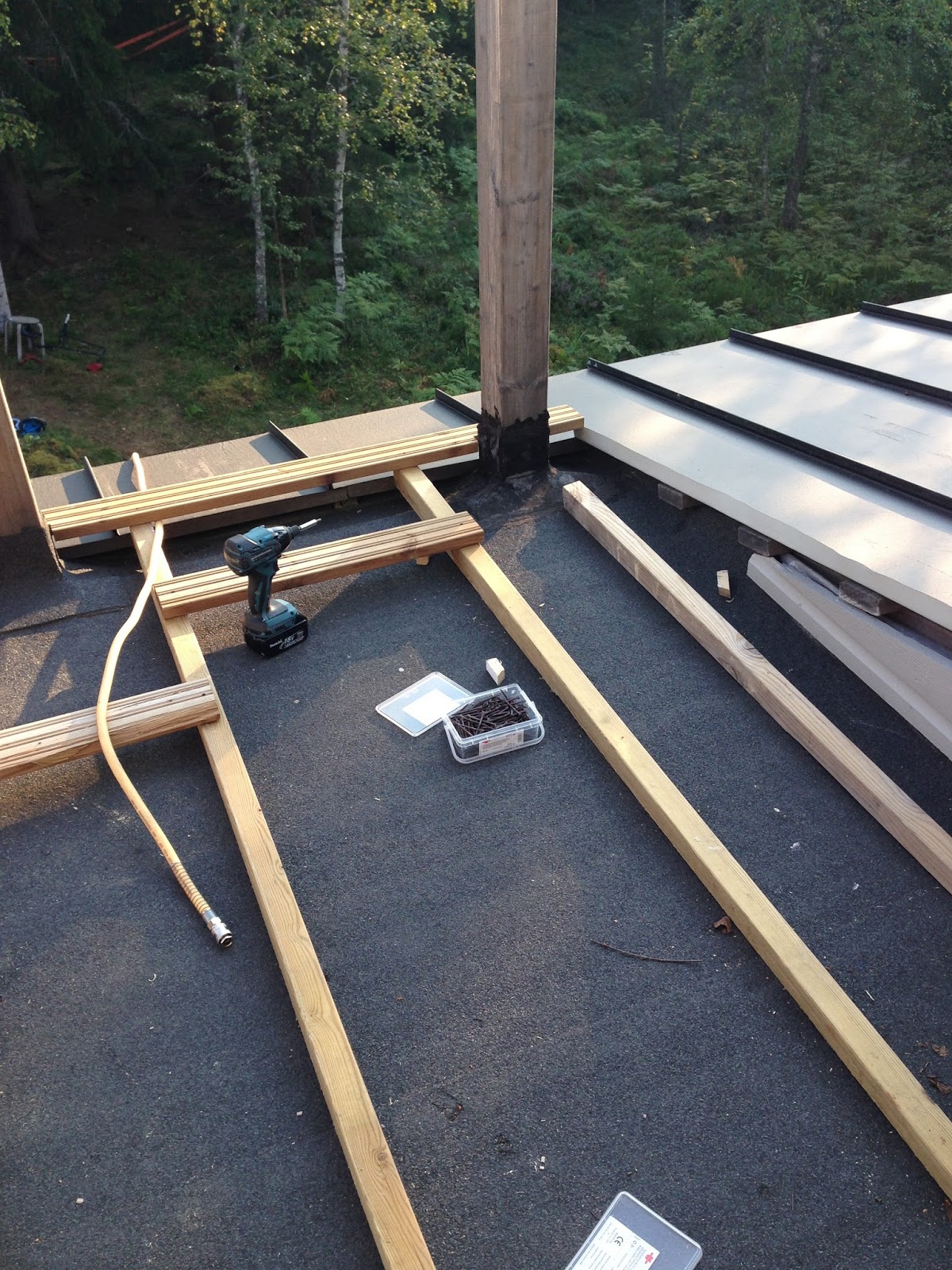 villa nygård: parveke valmistuu