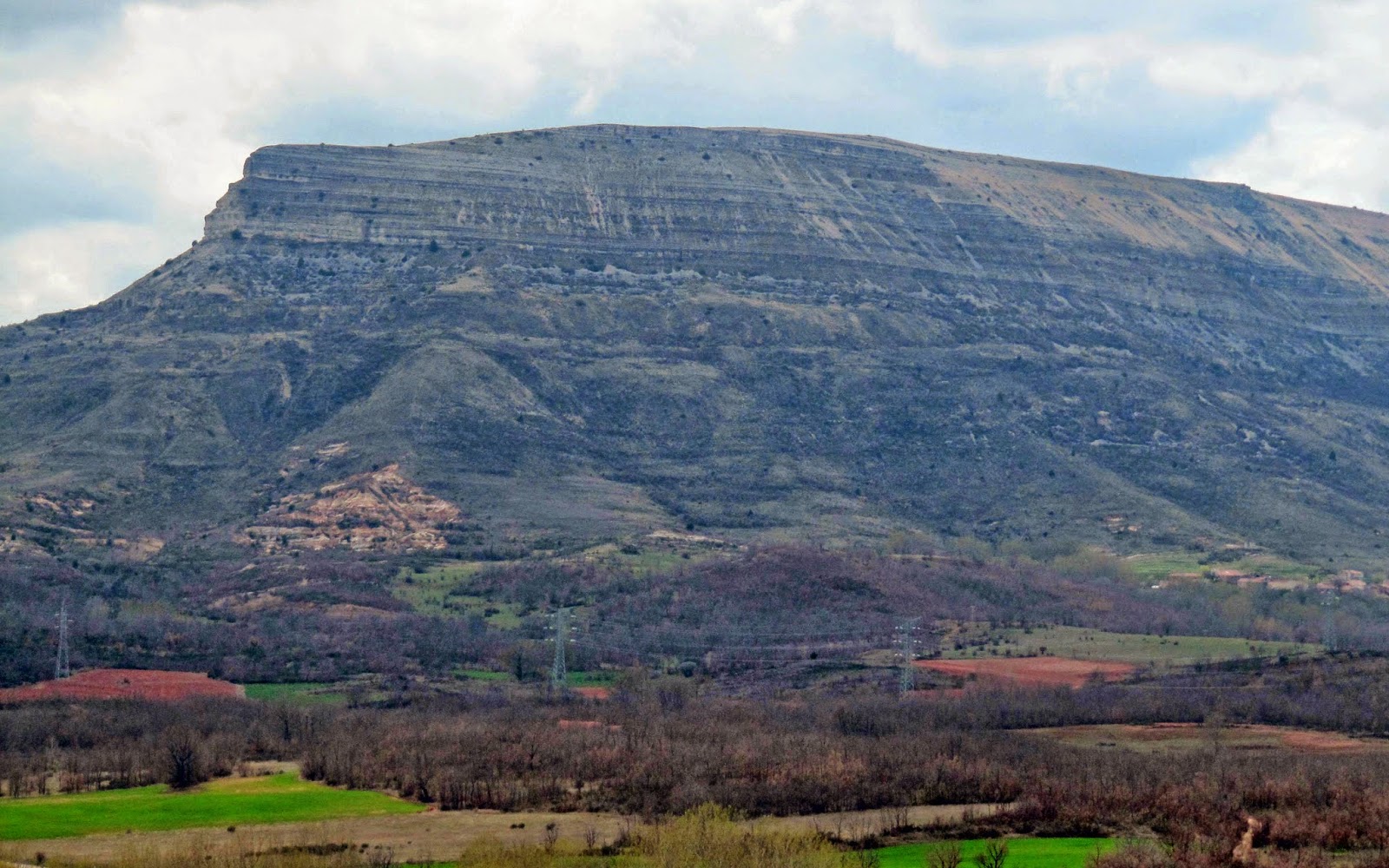 ZáLeZ: La Peña de Carazo y el ídolo KARAÇO
