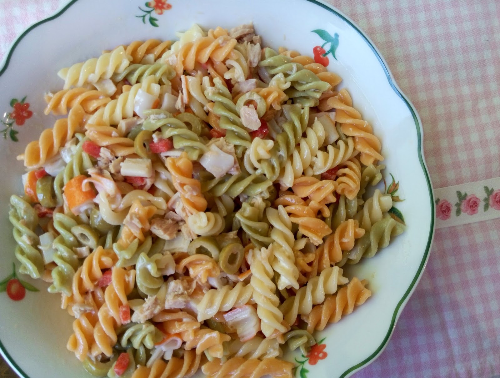 OTRO DIA PERFECTO: ENSALADA DE PASTA FUSILLI
