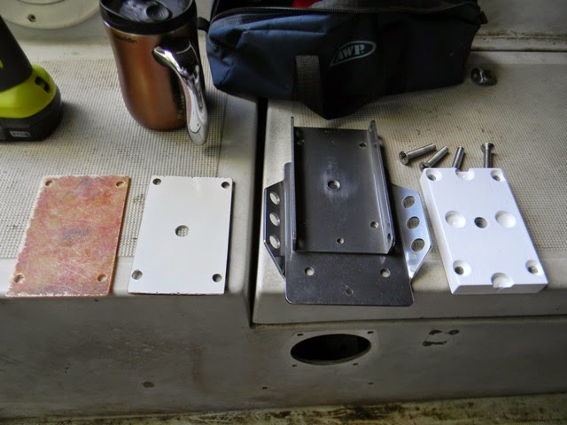 Ericson 25, Oystercatcher: Spars, Mast Hinge, Part 8: Installing Base ...