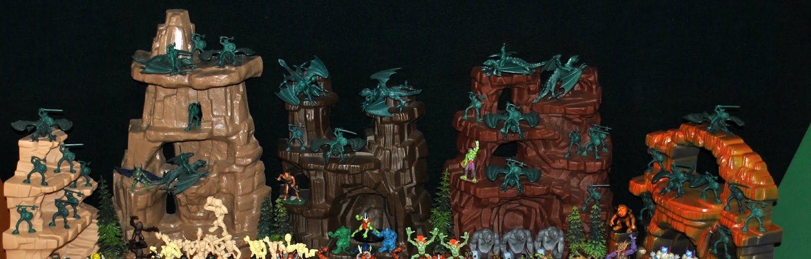 Fantasy Toy Soldiers: Army of Orcs, Ogres, Goblins & Trolls