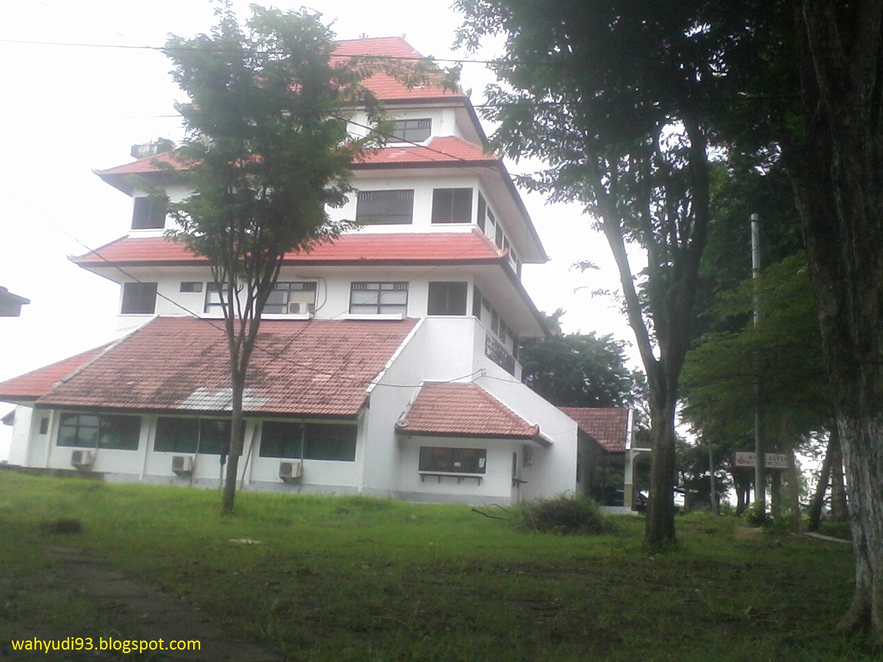 Kampus Universitas Trunojoyo Madura (UTM)