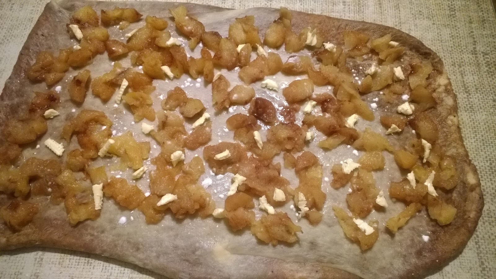 vinotava1: PIPARKŪKU UN CEPTU ĀBOLU BRIOŠI