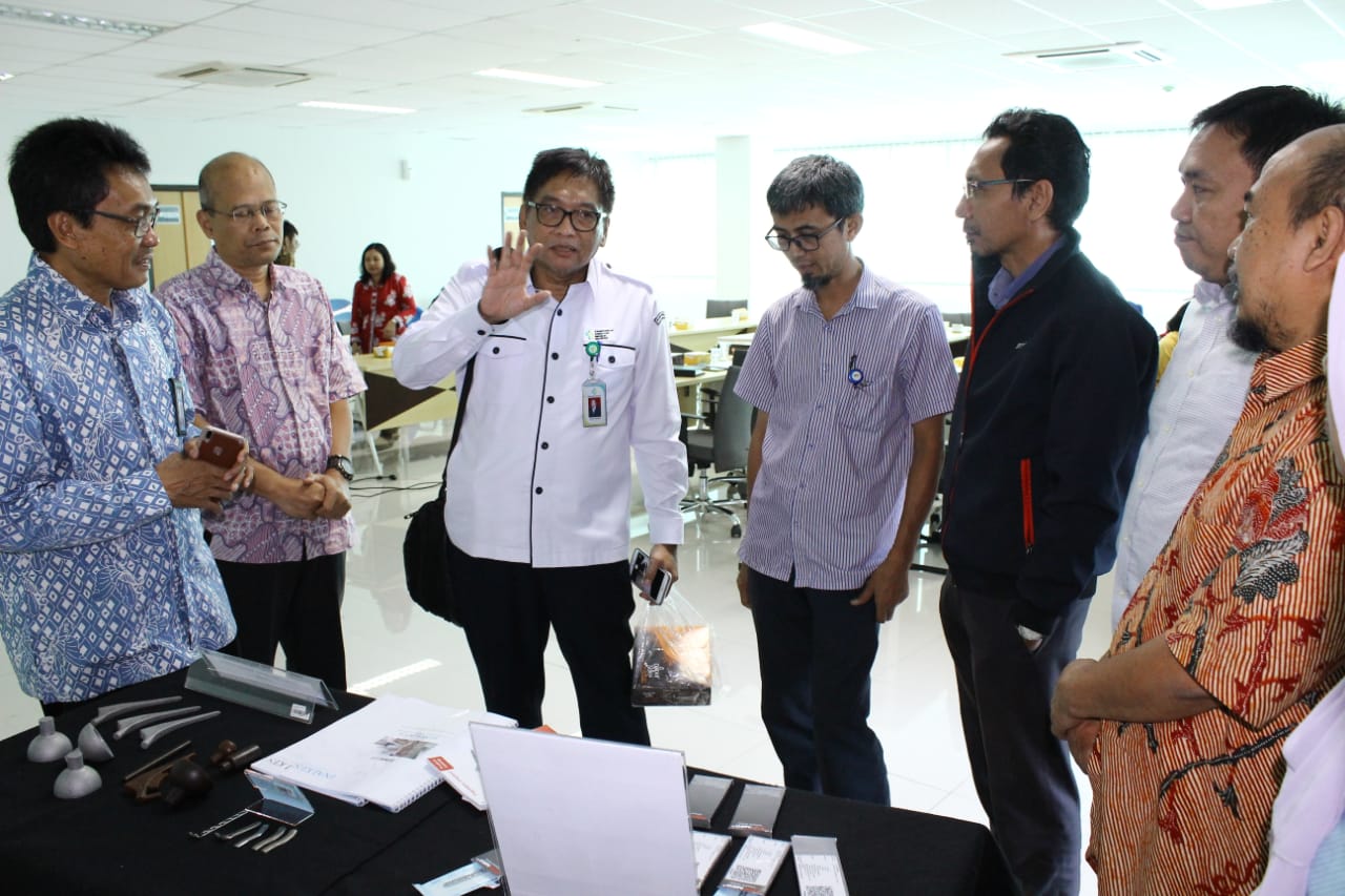 PUSAT TEKNOLOGI MATERIAL - TEKNOLOGI MATERIAL MEDIS ...