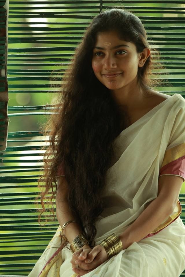 Sai Pallavi Wiki, Bio, Age, Height, Weight, Boyfriend, Family, Photos ...