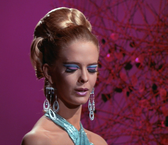 Dog Star Omnibus: Captain's Blog pt. 89: The Cloud Minders