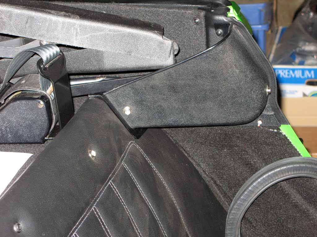 Beans' Triumph TR7 Blog: DHC report nr. 88; Fitting dashboard