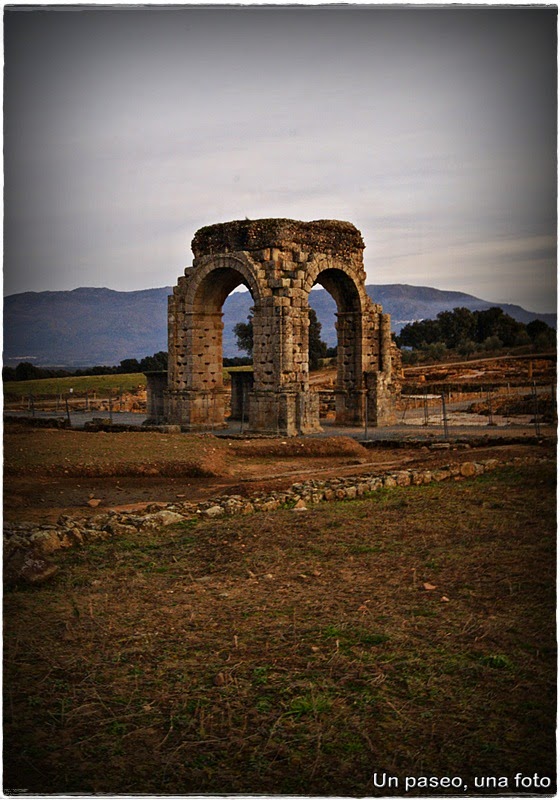 Un paseo,una foto: Ruinas romanas de Cáparra. Cáceres
