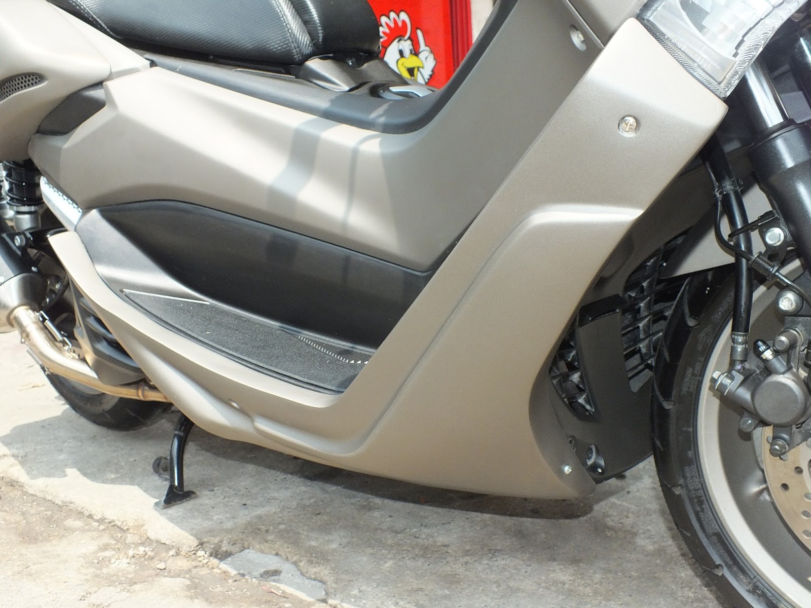 Ngecat MOTOR: YAMAHA NMAX CUSTOM PAINT gun metal doff Pesanan Mr. ARI ...